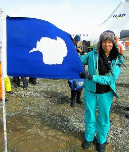 Woni Spotts: Possibly The First Black Woman To Visit Every Country In ...